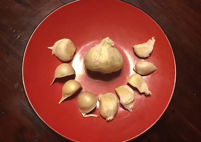 California Farm Garlic Bulb Rescue Recipe by Hobby Horseman - Cookpad