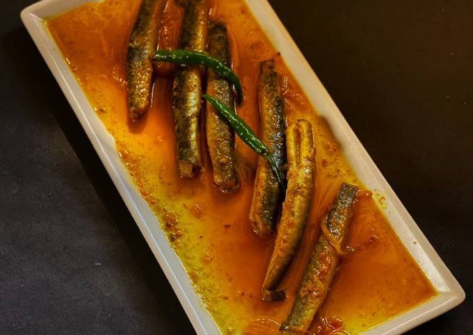 Gule Maach’r Jhaal Recipe by Madhumita Bishnu - Cookpad