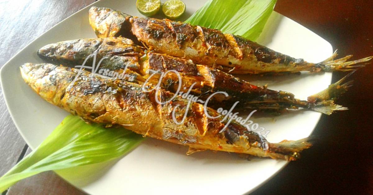 Resep Ikan Salem Bakar Bumbu Padang oleh Alexandra Widya - Cookpad