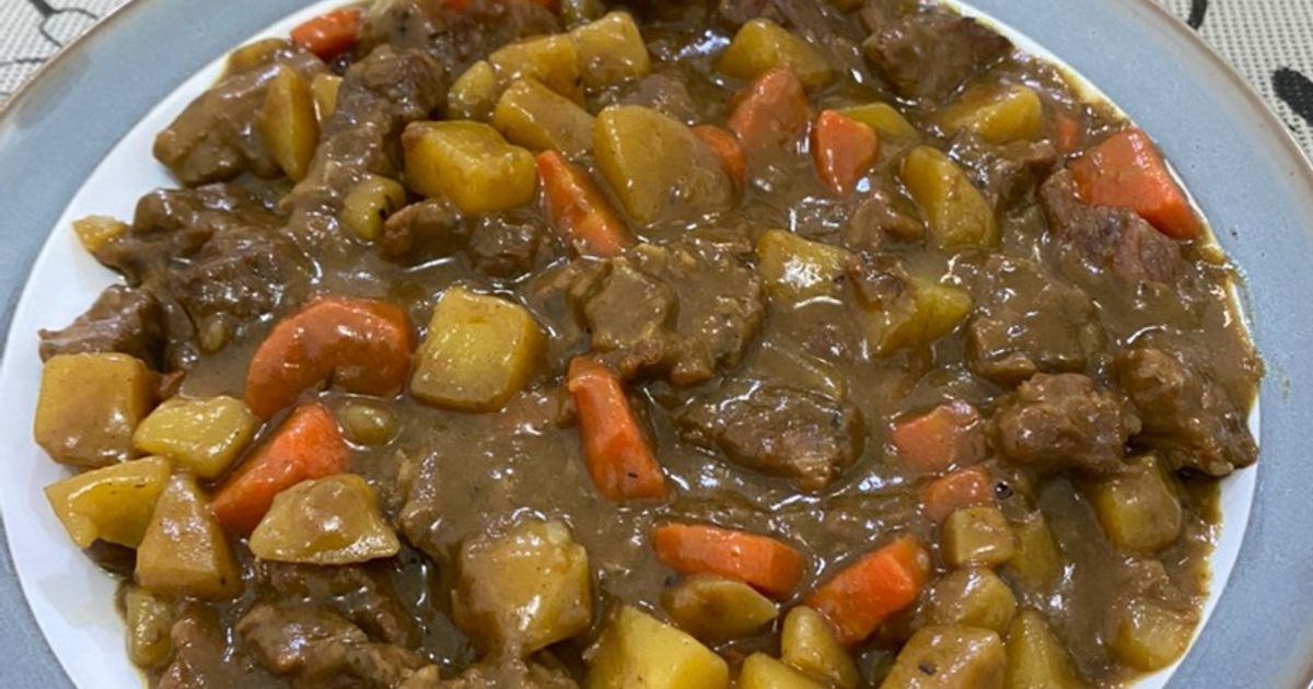 Resep Kari Sapi Ala Jepang / Beef Japanese Curry oleh medusa rain - Cookpad