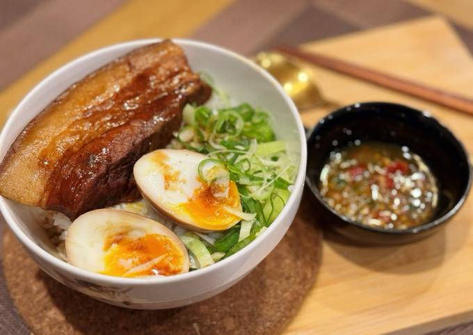 สูตร บูตะ คาคุนิ ด้ง (Buta kakuni Don)🇯🇵 โดย JuniorTH - Cookpad