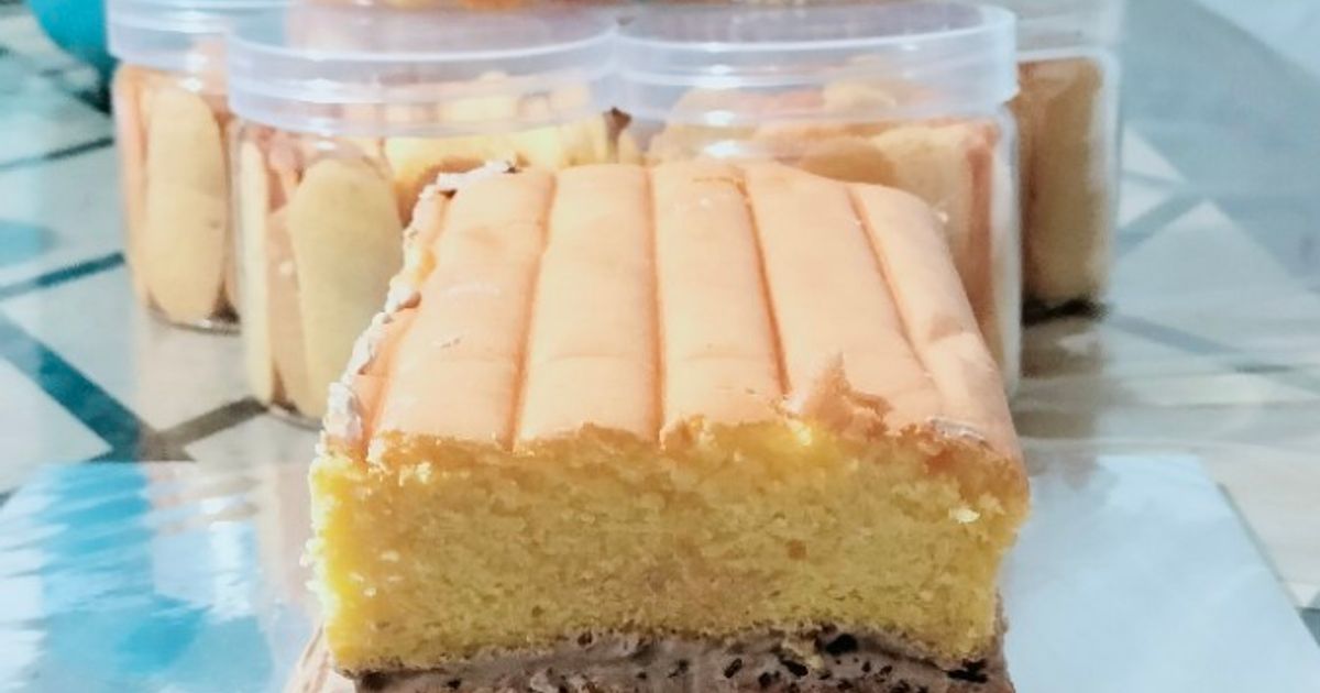 Resep Cake Kuning Telur / Spiku / Cake Potong Butter Cream oleh Vichai ...