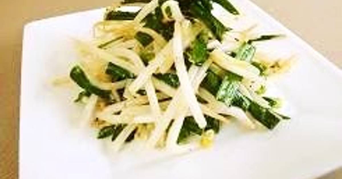 Chinese Chives Stir-Fry with Miso and Mayonnaise Recipe by cookpad ...