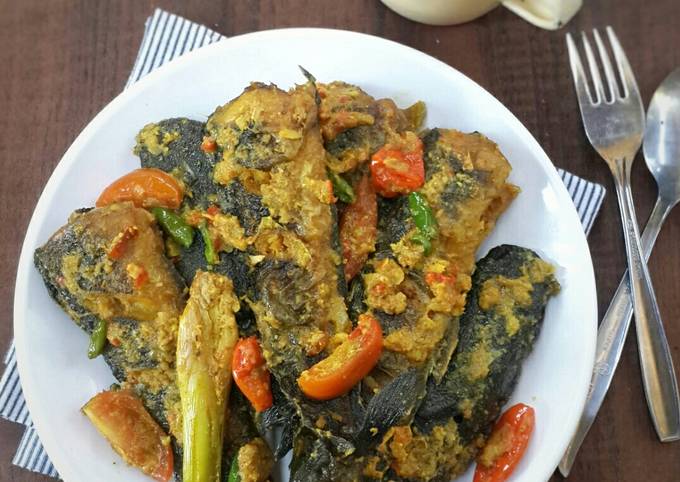 Resep Lele bumbu kuning oleh Liha Ummu Maryam - Cookpad