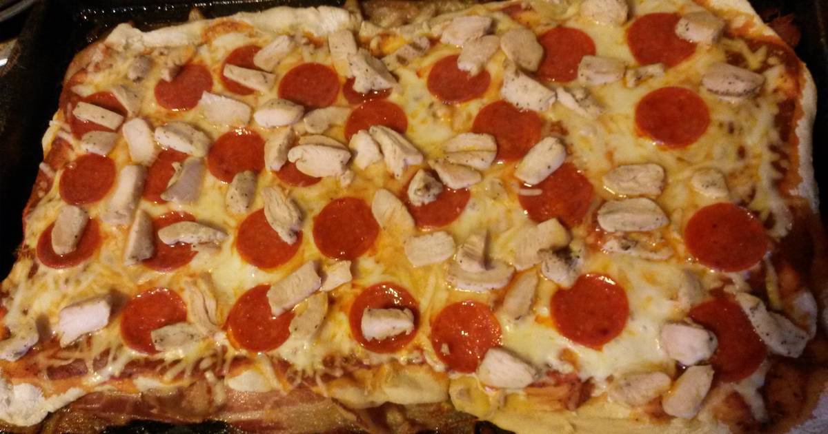 Bacon crusted pizza Recipe by dlphn181 - Cookpad