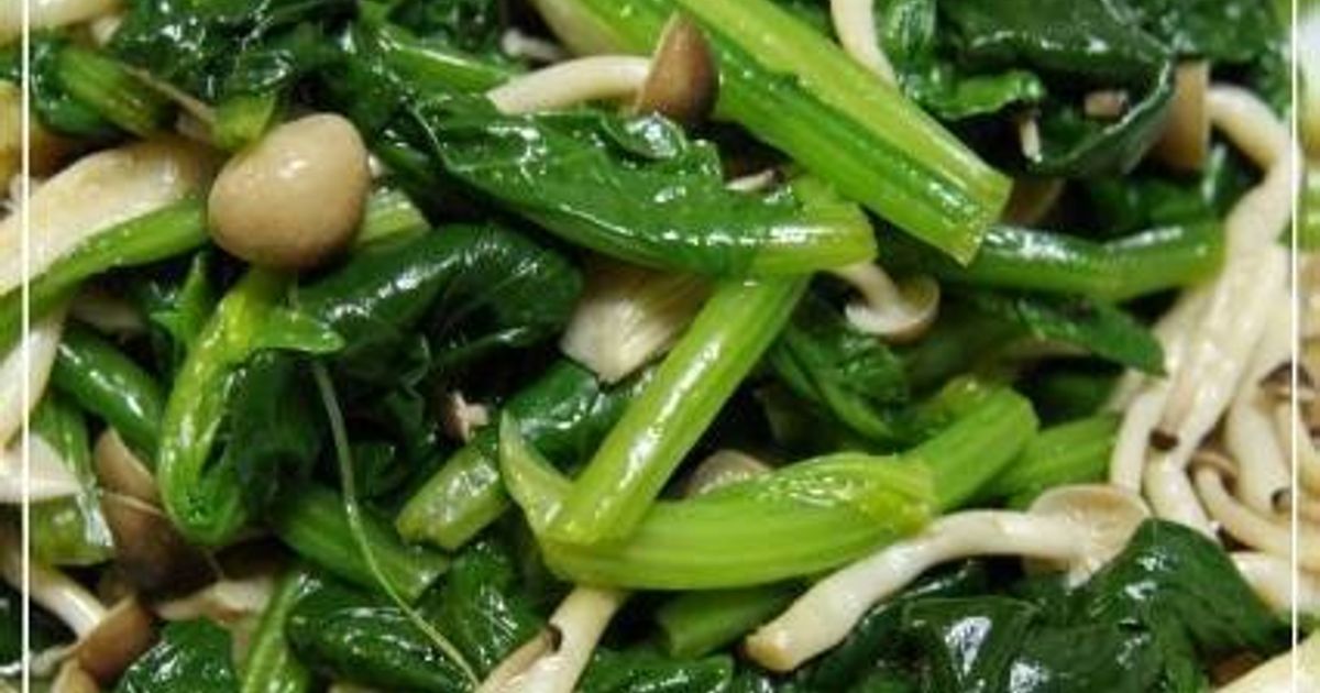 Spinach And Shimeji Mushrooms With Garlic Soy Sauce Recipe by cookpad.japan
