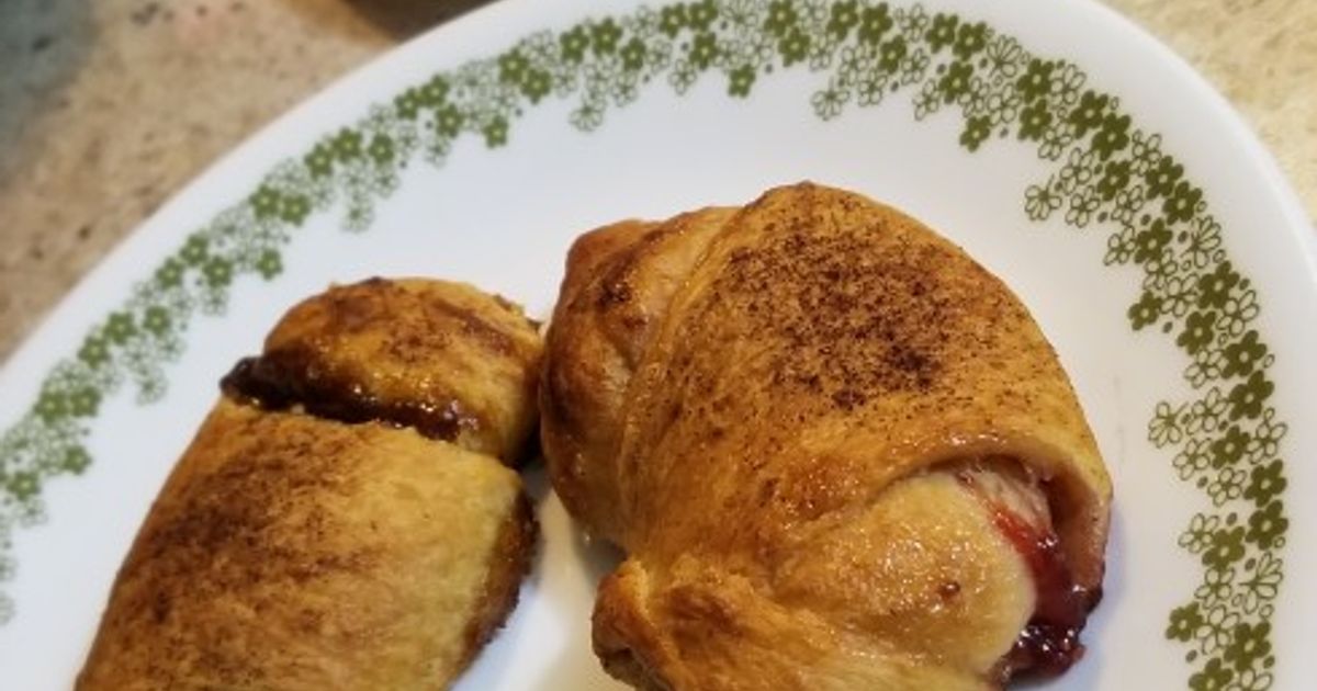Delightful homemade jam roll recipes to try