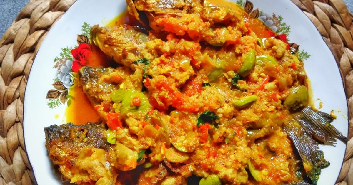 Resep Ikan Mas Kemangi Pete Masak Kuah Kuning Besantan oleh Farhah ...