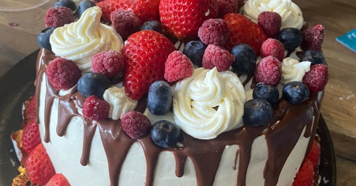 Layer Cake Aux Fruits Rouges de Alex Food-tastic - Cookpad