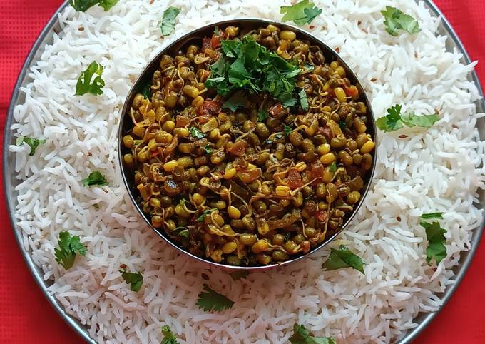 Scrumptious Sprouted Mung Bean With Rice Recipe by Sangita Vyas - Cookpad