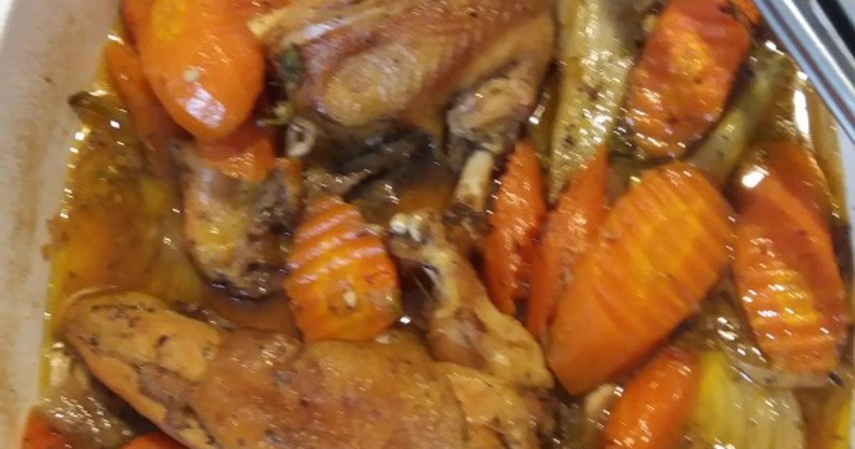 Piept De Găină De Curte, La Capac, rețetă de Ani Ghioc - Rețete Cookpad