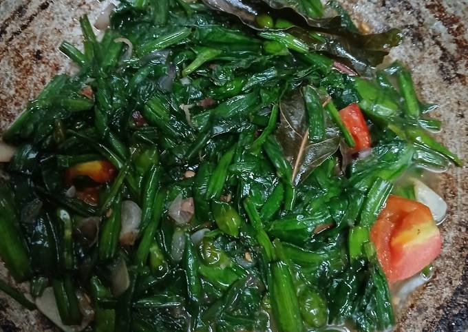 Resep Tumis genjer tidak pedas oleh Lingga Catocala Rena - Cookpad