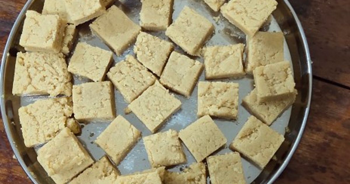 Maisoor Paak Sweet Recipe by Sameer Jha - Cookpad
