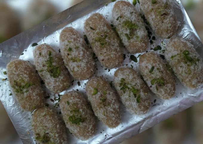 Suji Mawa Roll Recipe by Mamta Lokesh Lalwani - Cookpad