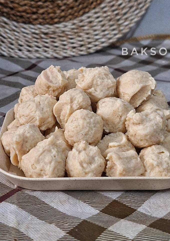 Resep Bakso Ayam Homemade Praktis oleh Ayu Umha - Cookpad