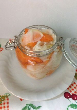 Encurtido De Nabo Y Zanahoria (Agridulce) Receta de yenit julia tajiri ...