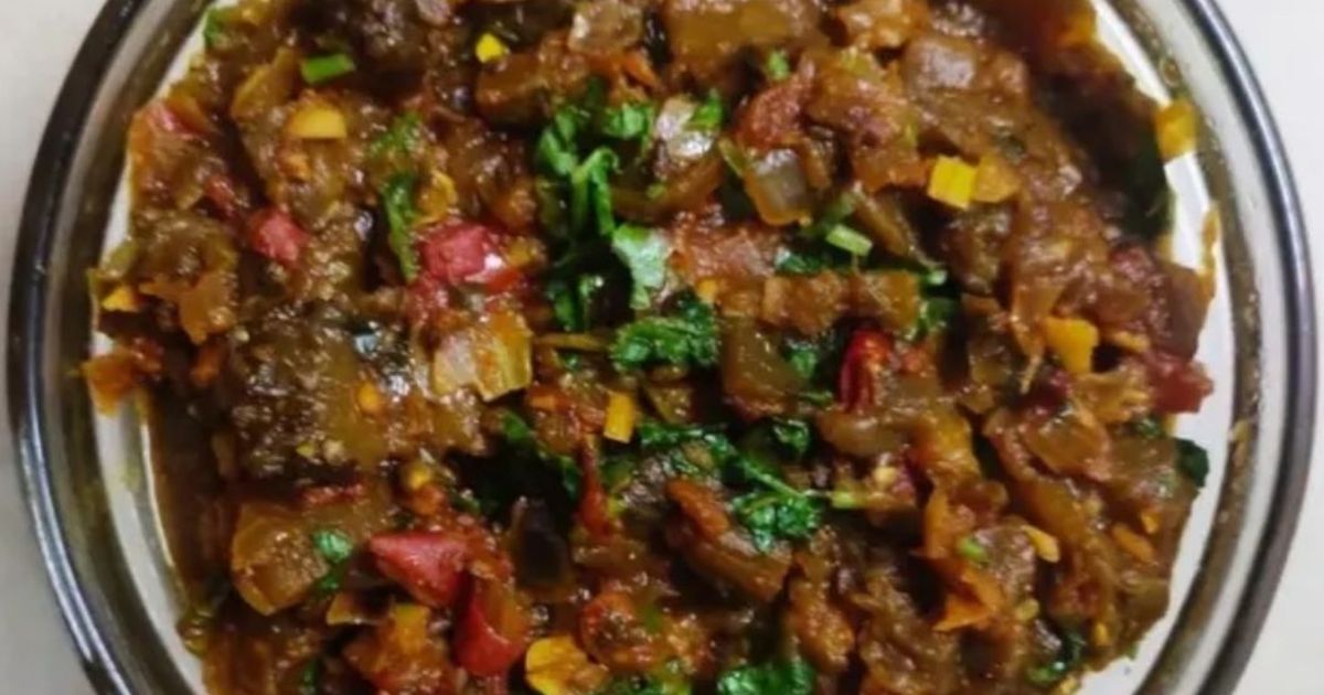 Khandeshi Baingan Bharta Recipe by Renukabala - Cookpad