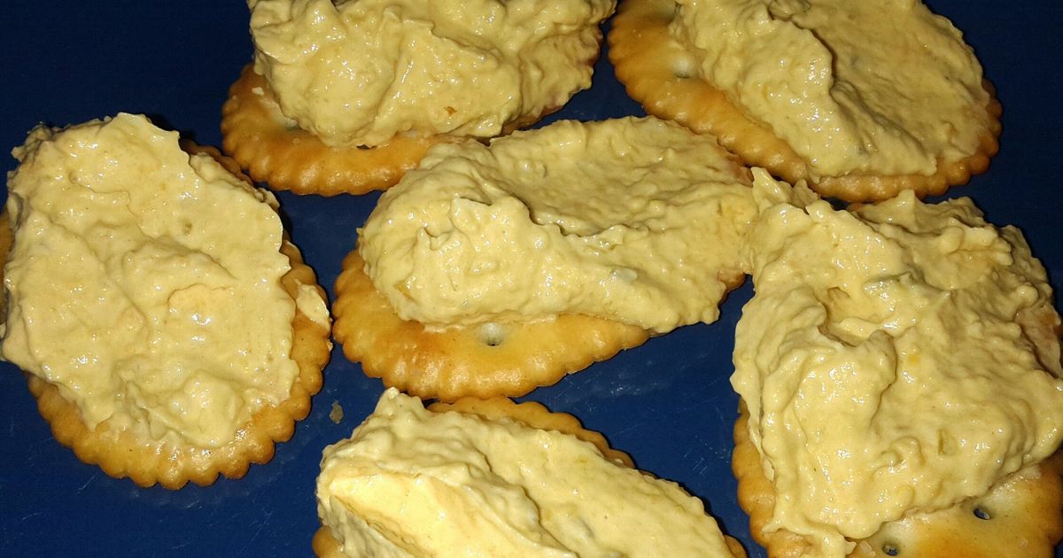 Jalapeño Cheese Spread Recipe by Maggie Conlon