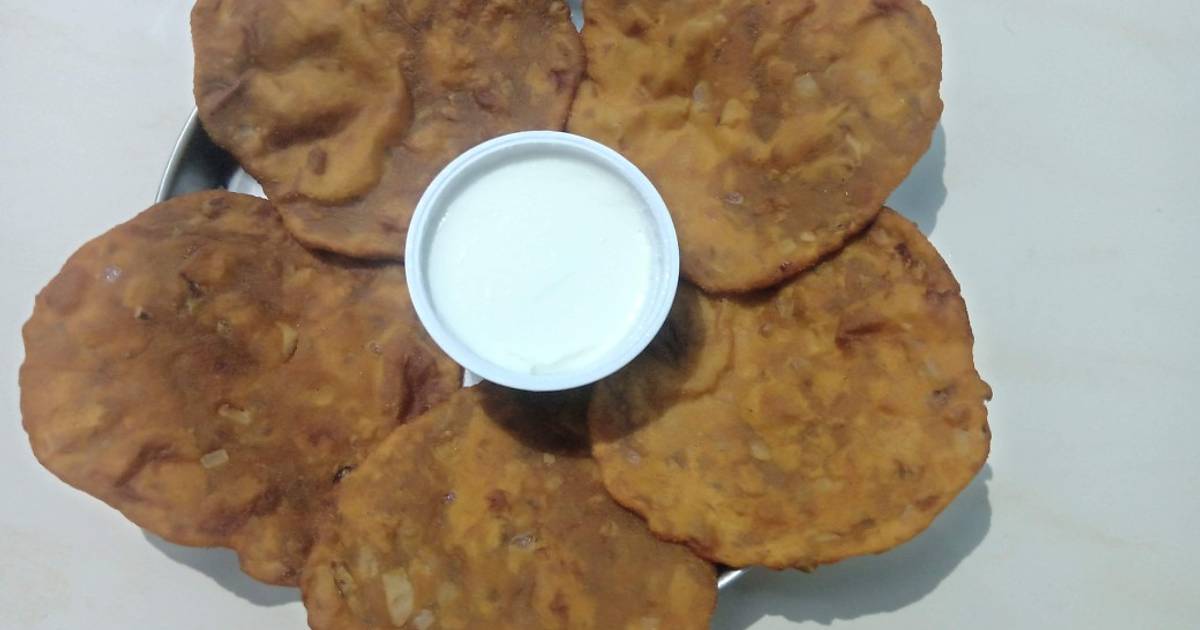 Tomato garlic puri Recipe by Naman Gupta - Cookpad