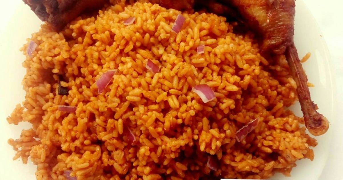 Fried chicken with jollof rice Recipe by christim Bites - Cookpad