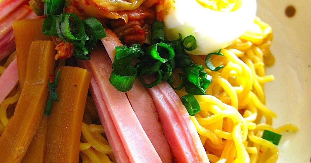 Spicy Oil Ramen (Soupless Ramen) With Kimchi Recipe By Cookpad.Japan