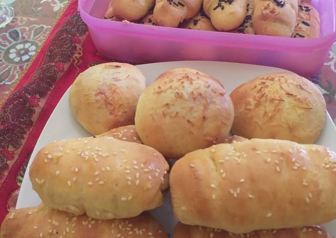 Resep Roti isi pisang oleh Evi Wijayanti - Cookpad