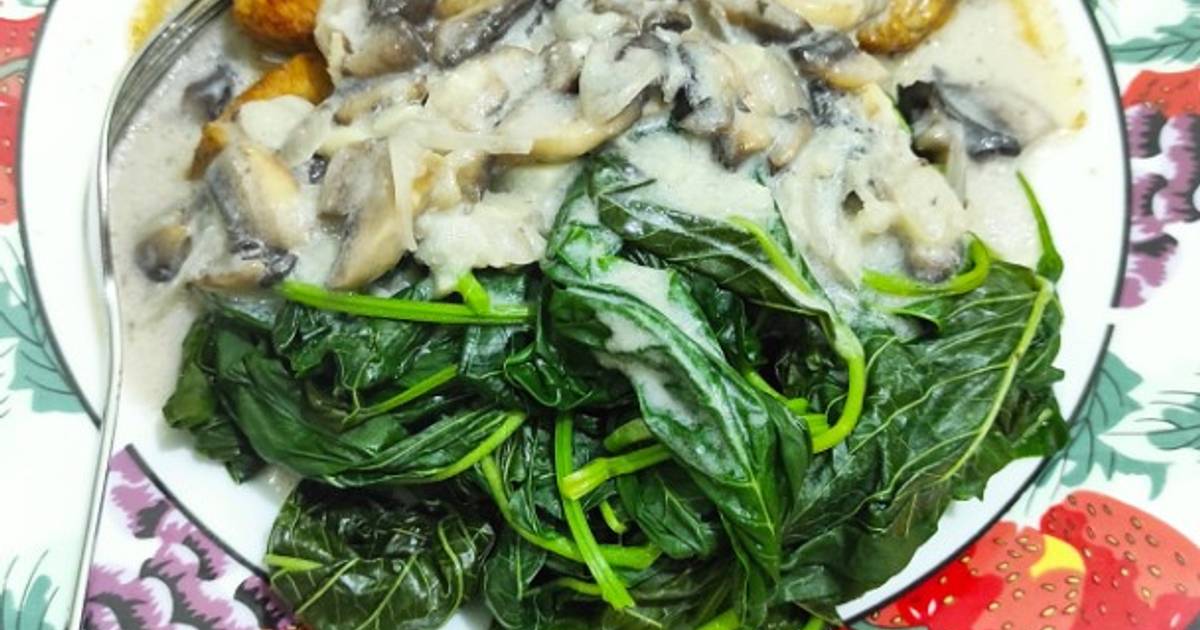 Resep Bayam saus jamur dan dada ayam kecap oleh Dini Ainun Fatma - Cookpad