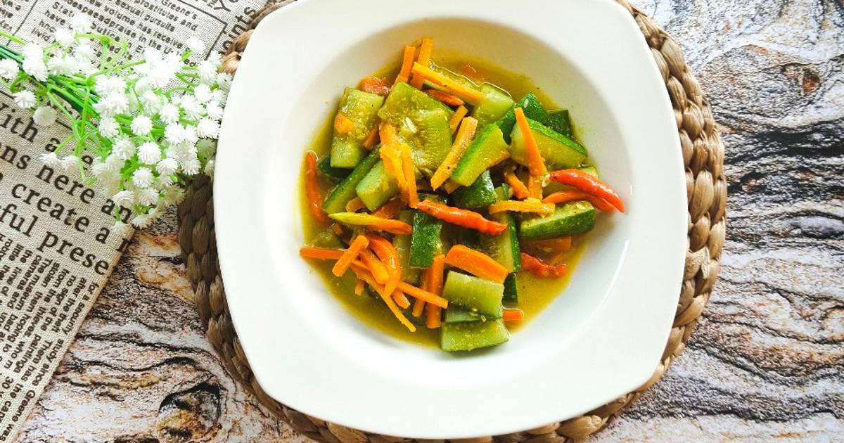 Resep Timun Wortel Bumbu Kuning oleh Priska Koes - Cookpad