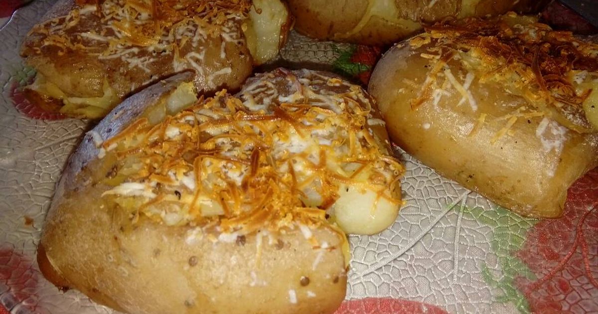 Papas Aplastadas Gratinadas Al Horno Receta de Norali - Cookpad