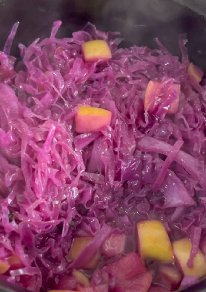 Repolho roxo com maçã Receita por Cecilia Pavan - Cookpad