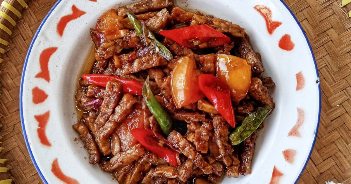 Resep Orek Tempe Tomat Kecap oleh Nay's Kitchen - Cookpad