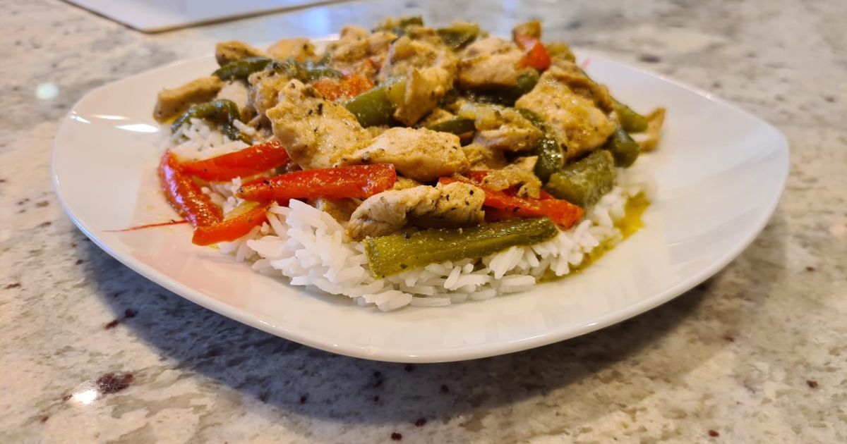 Pollo Frito Con Cebolla Y Pimientos Receta de Ptega