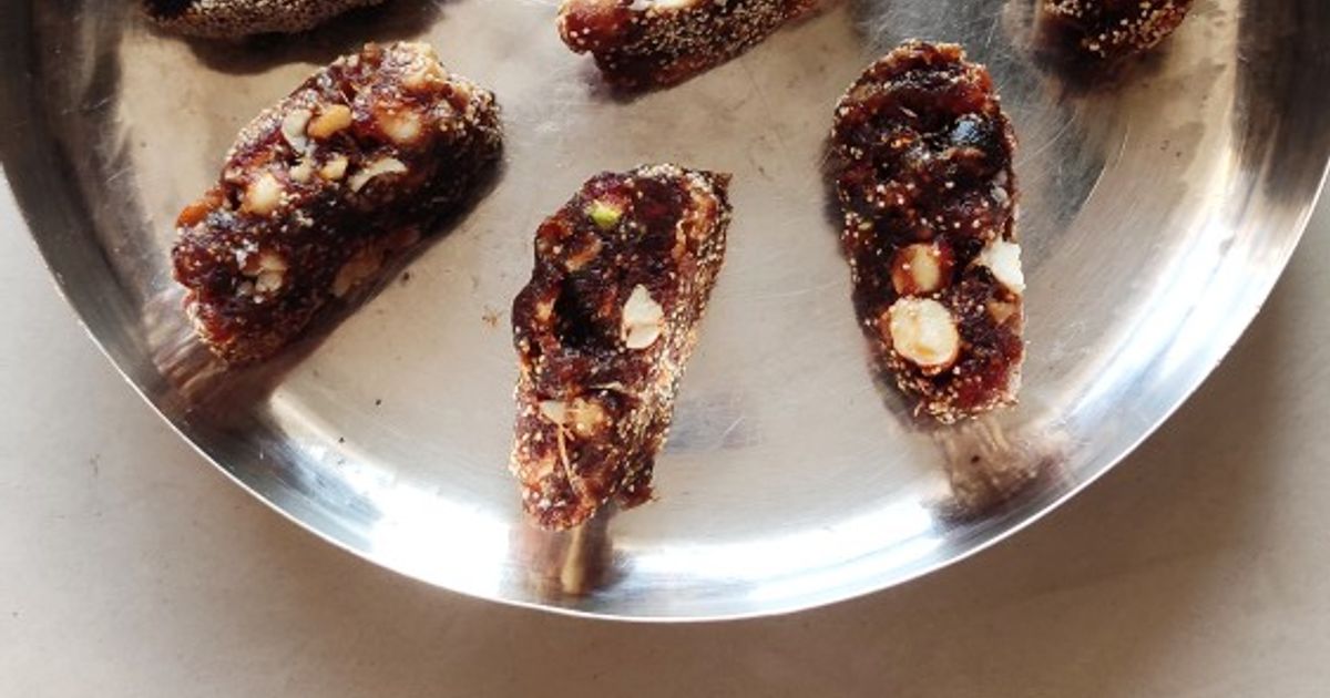 Dates Peanuts Paak Recipe by Deepal Shah - Cookpad