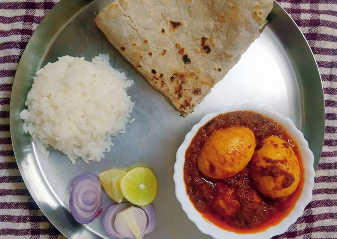 ढाबा स्टाईल अंडा मसाला (Dhaba Style Anda Masala Recipe In Marathi ...