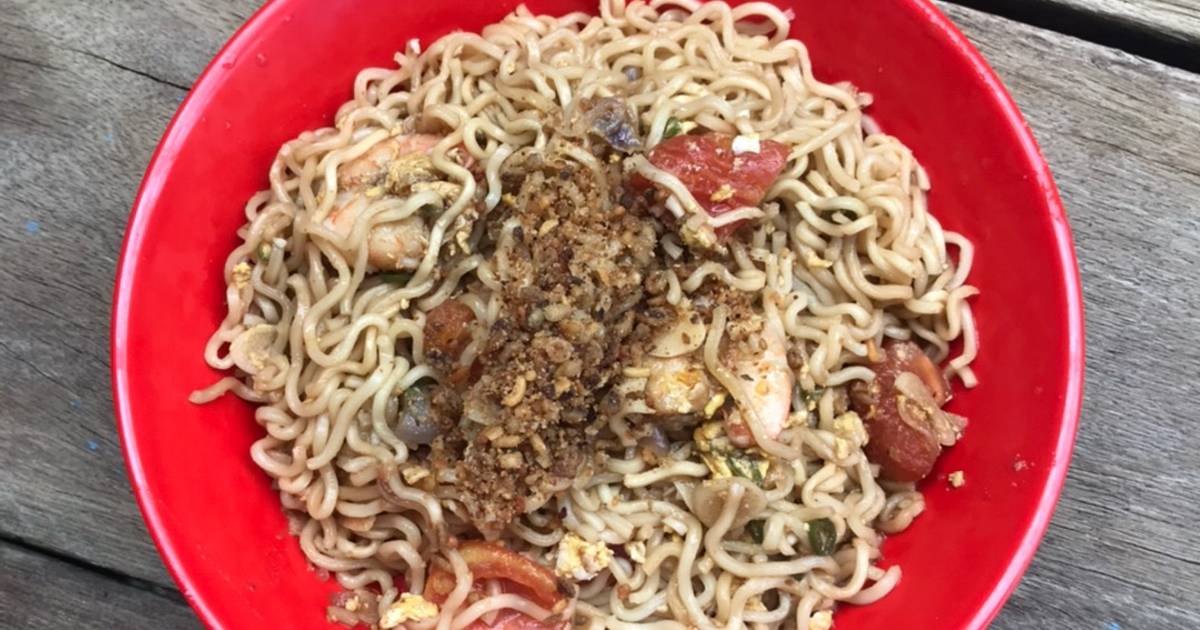 Resep Mie goreng becek oleh lim.foodies - Cookpad