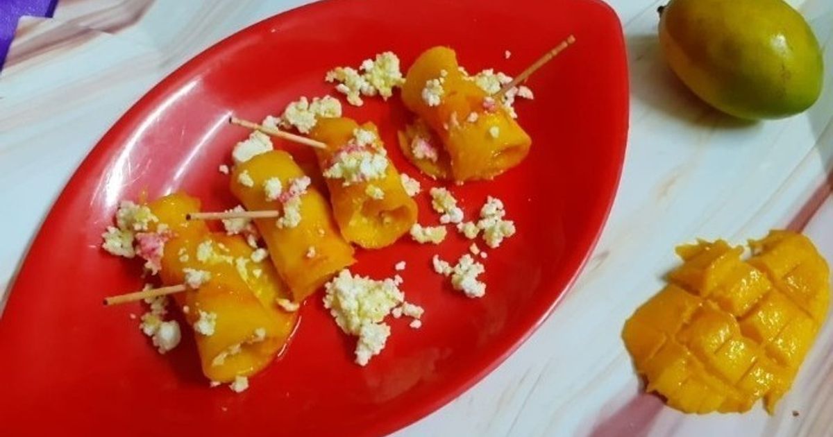 Mango Cheese Roll Recipe by Chef Tripti Saxena - Cookpad