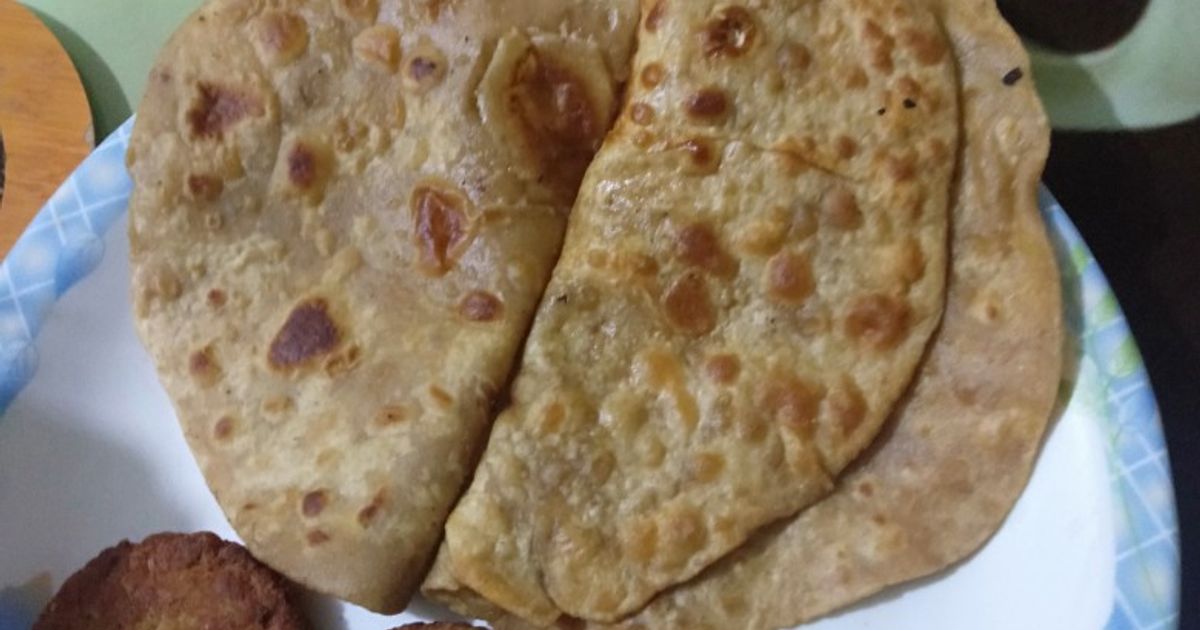 Khasta Karara Paratha Recipe by Mrs. Rashid - Cookpad