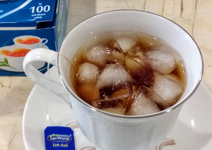 Resep Es teh manis oleh Kurnalia Litsani - Cookpad