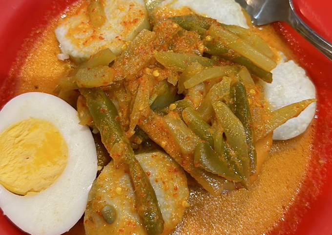 Resep Lontong sayur pedas mantapp oleh mambray - Cookpad