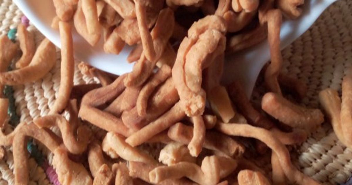 Chin Chin Recipe by sapeena's cuisine - Cookpad