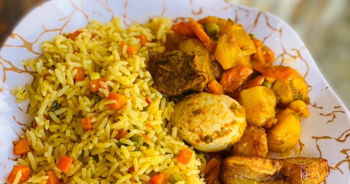 Fried rice with potato casserole and plantain Recipe by Euphoria’s spot ...
