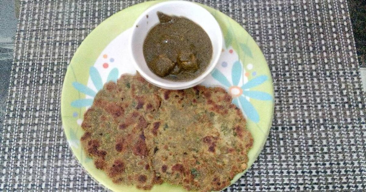 Lasaniya Bajra Rotla Recipe by Devashish Sutradhar - Cookpad