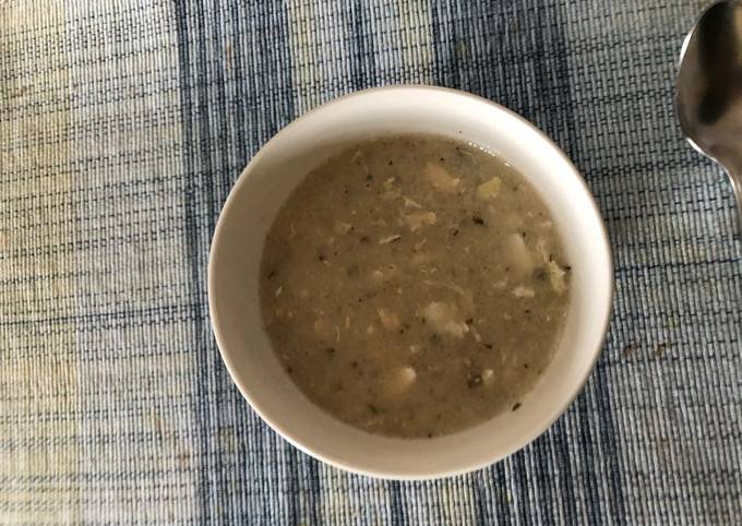 Sopa de sémola con pollo y huevo 😋🥚 Receta de Nina Culqui Muñoz- Cookpad