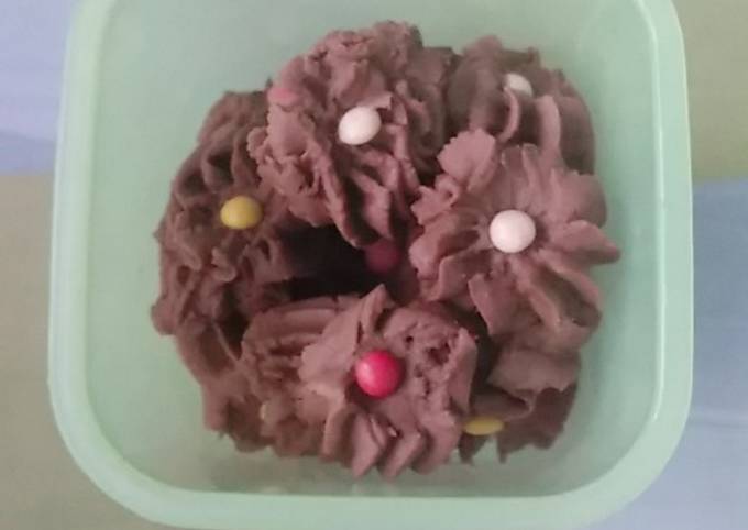 Resep Kue Semprit Coklat oleh Merra - Cookpad