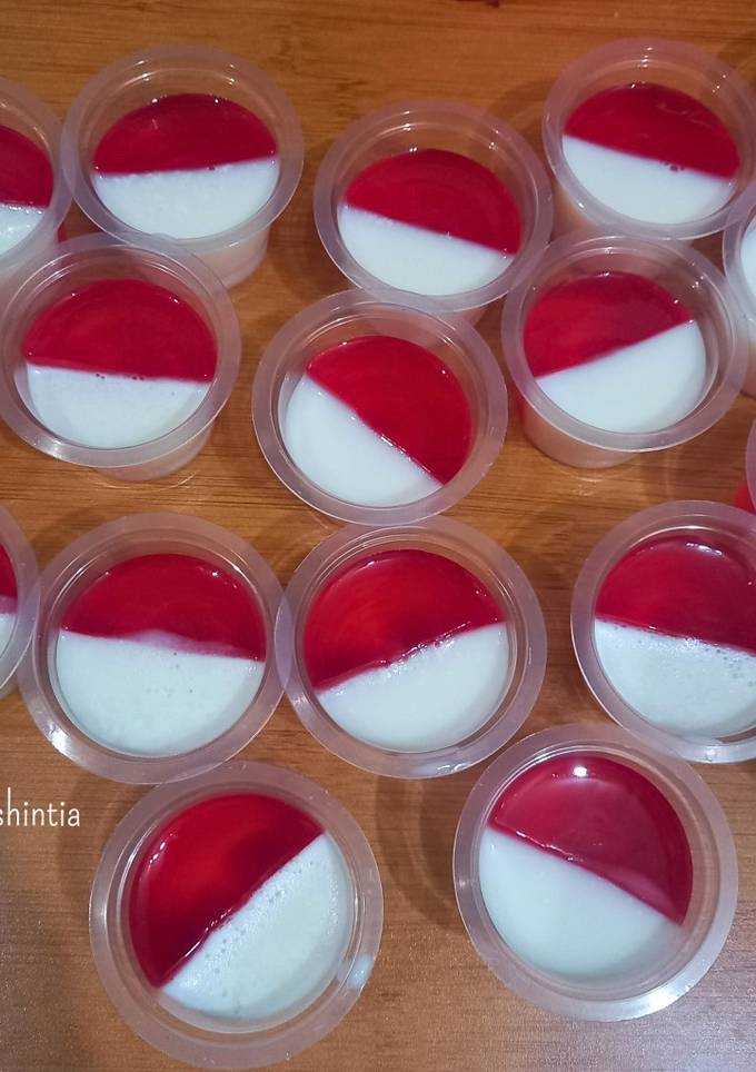 Resep Puding Merah Putih oleh Nita Shintia - Cookpad