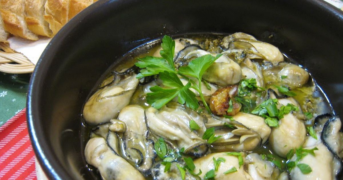 Simple Oyster Ajillo (Simmered In Oil) Recipe by cookpad.japan