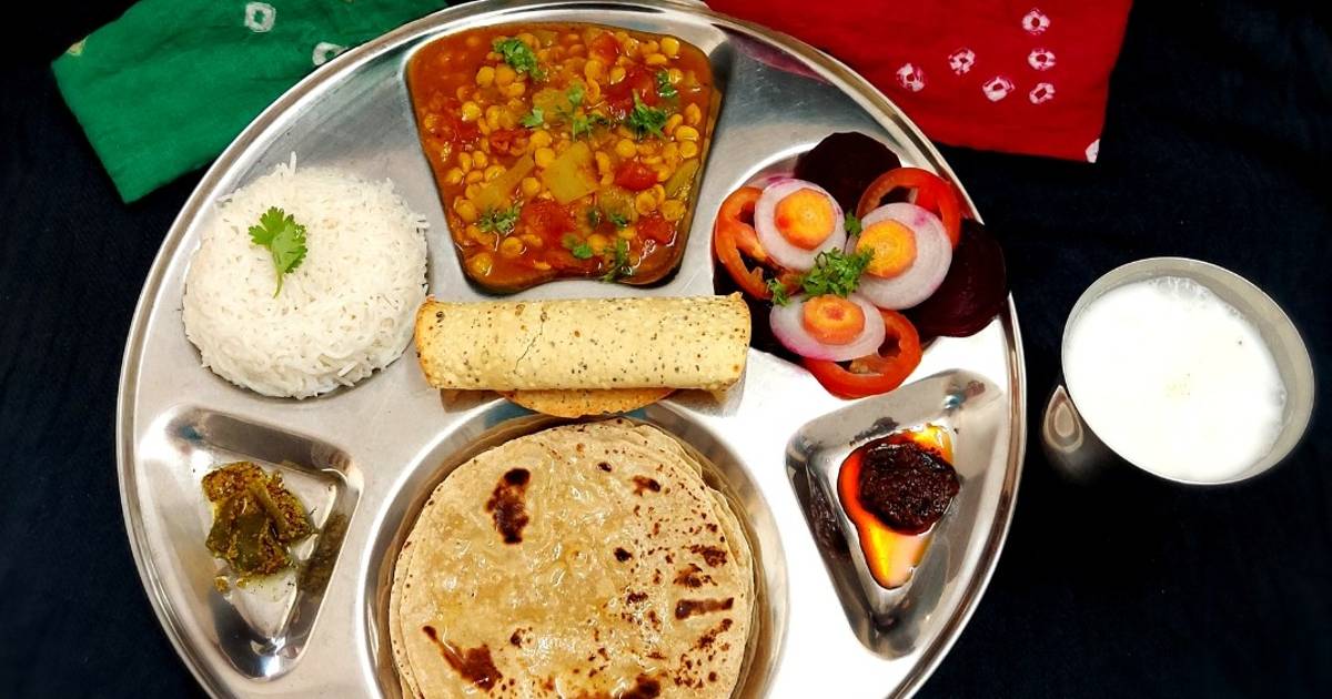 Mini Lunch Gujarati Thali Recipe by Manisha Sampat - Cookpad