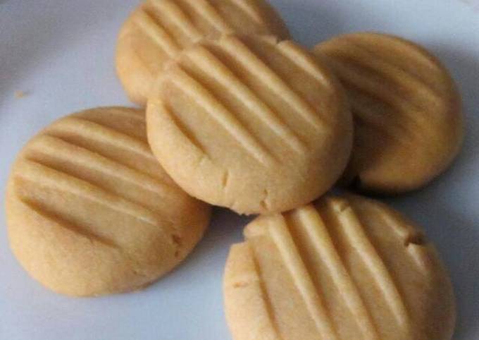 Custard cookies Recipe by Munira Juzer - Cookpad