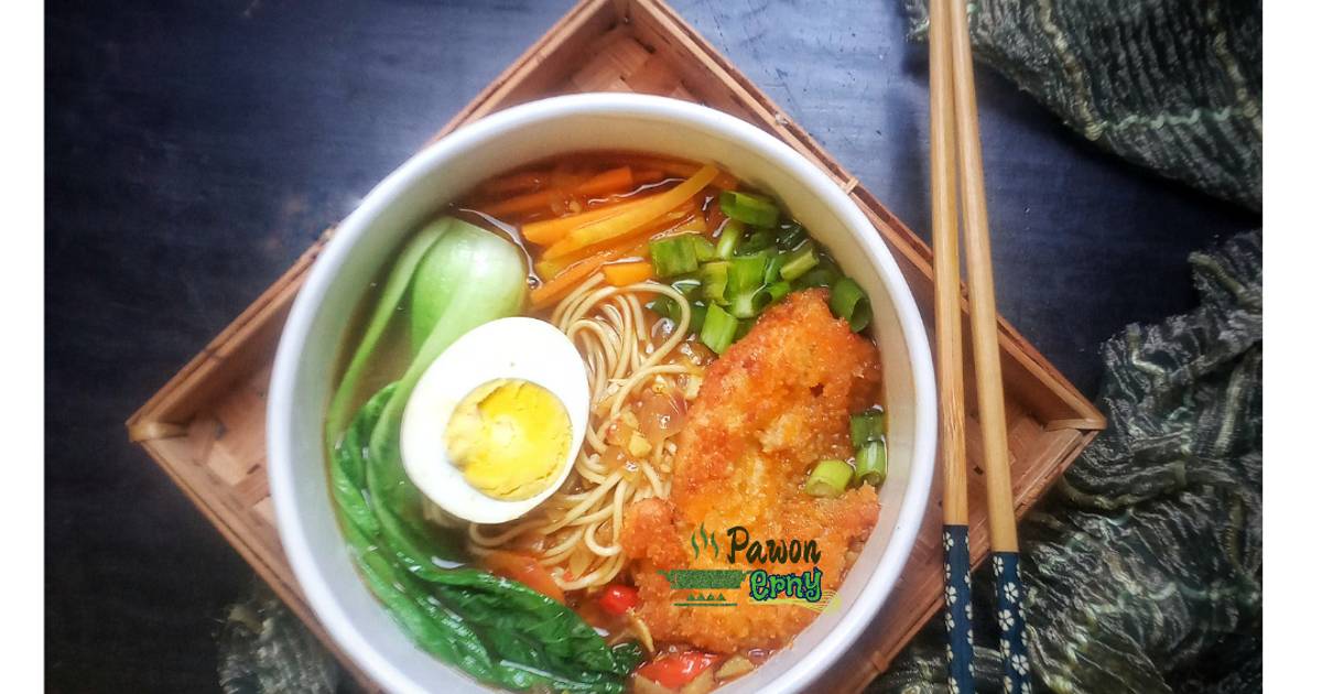 Resep 🍜Chicken Curry Ramen🍜 oleh Erny Sulistyowati (Pawon Erny) - Cookpad