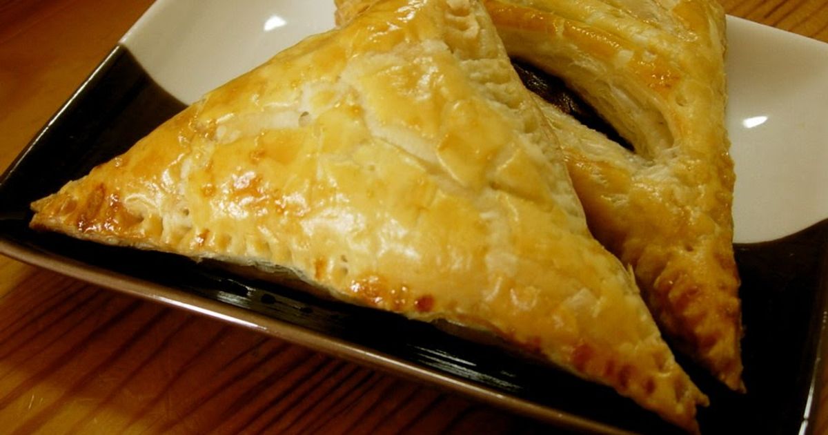 With Puff Pastry And A Chocolate Bar ☆ Triangle Chocolate Pies Recipe ...